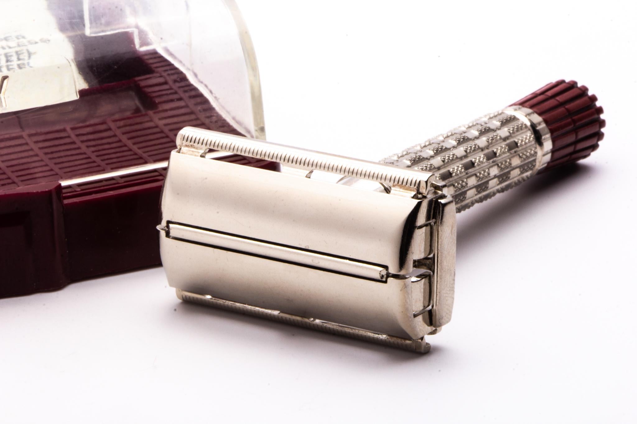 1959 E1 Gillette Heavy Red Tip Super Speed Safety Razor Set | Original ...