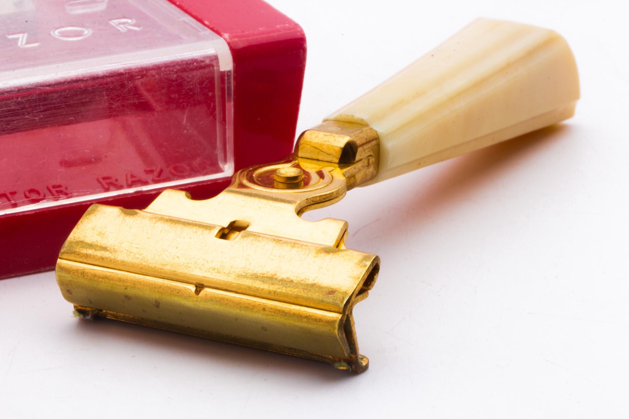 1950's Eversharp Schick GoldSingle Edge Razor Set | Original Condition ...