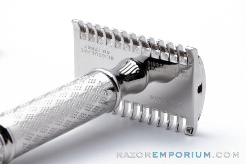 1930's Gillette NEW Deluxe Norfolk Tuckaway DE Safety Razor Set | Reva ...