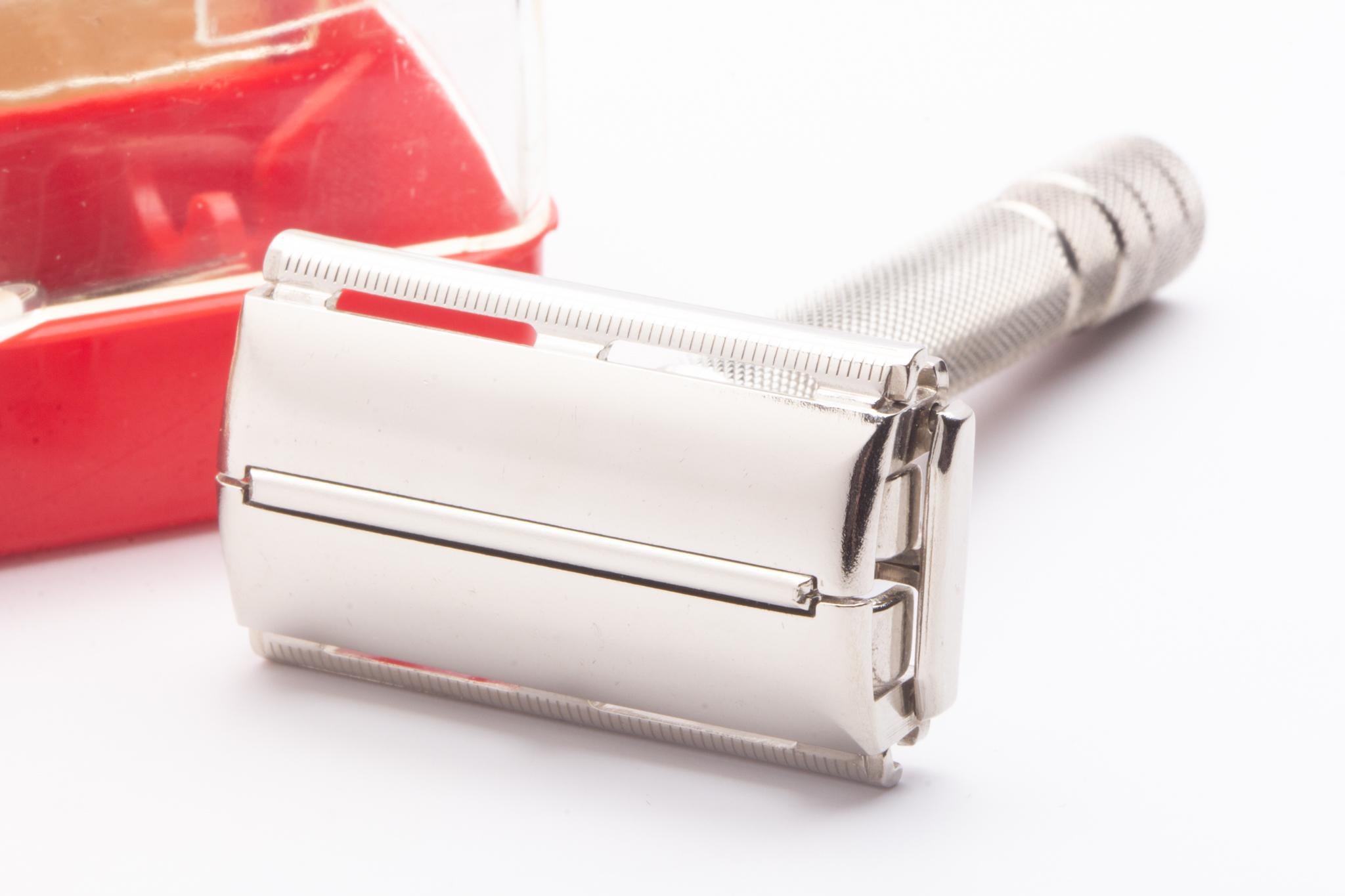 1940's Gillette Super Speed Safety Razor Set with Blade Dispensor & In ...