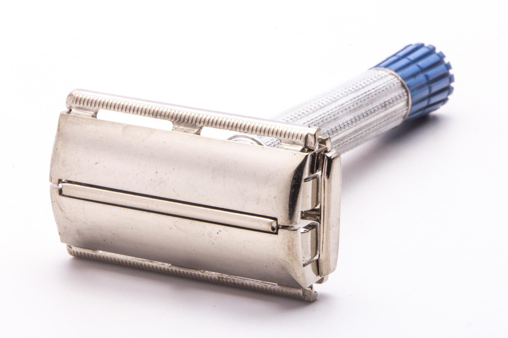 1957 C1 Gillette Blue Tip Light Double Edge Super Speed Razor | Origin ...