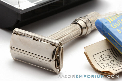 1960 Gillette $1.95 Adjustable "Bottom-Dial" Fatboy - Mint – Razor Emporium
