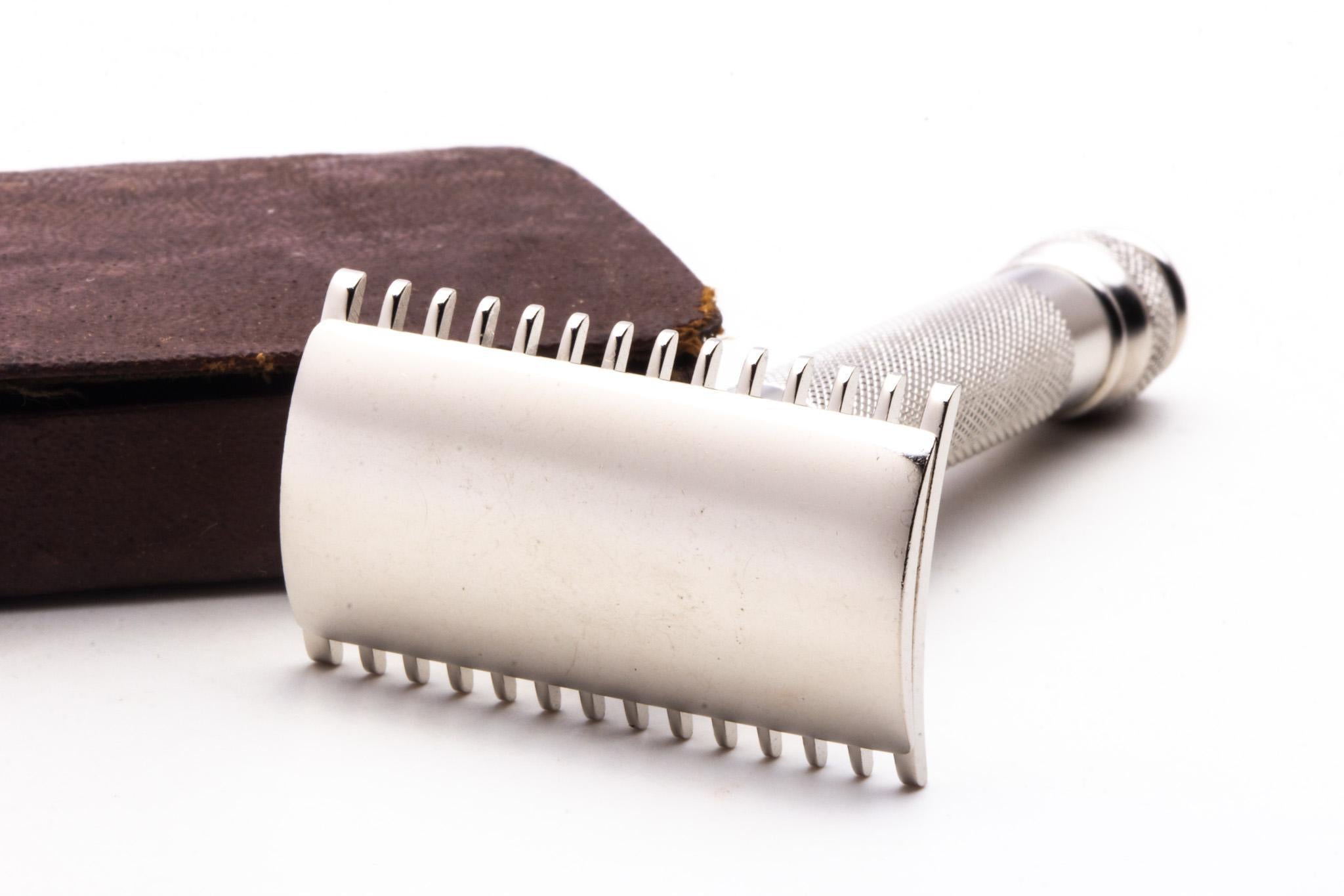 1920's Gillette "Brownie" Old Type Ball End Double Edge Safety Razor ...