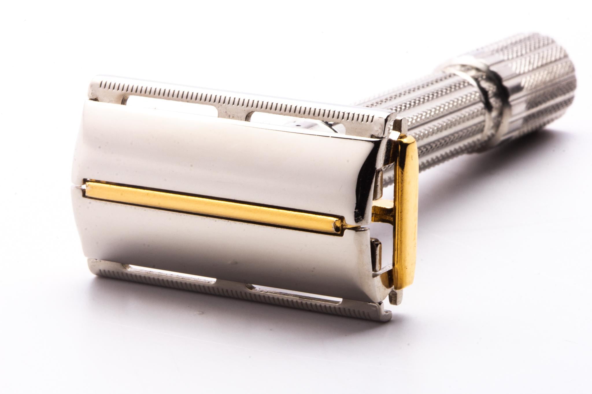 1959 E1 Gillette $1.95 Fatboy Double Edge Safety Razor | Two-Toned Rev ...