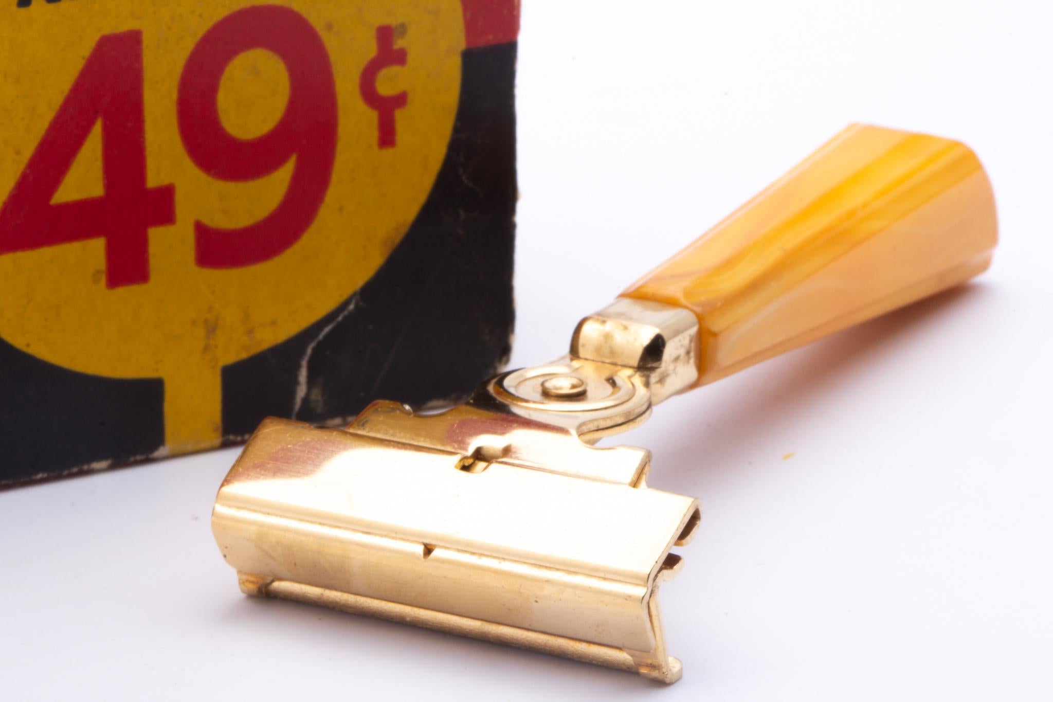 Schick Injector Razor with 8 Blades & LifeBuoy Shaving Cream Set | Ori ...