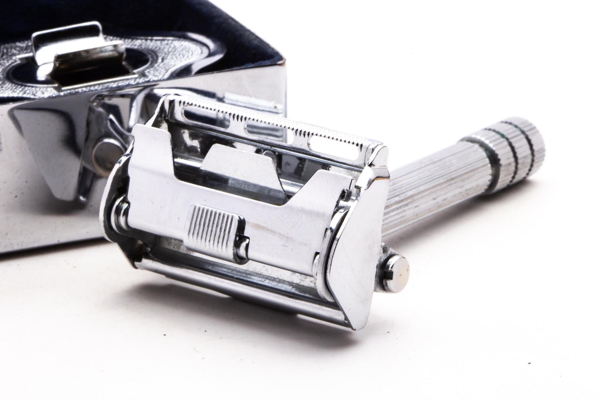 1920's Wilkinson Sword Co. Self Stropping Safety Razor | Original Cond ...