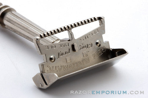1930s Gem Micromatic TTO Single Edge Single Edge Clog Pruf Safety Razo ...