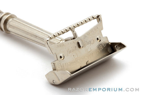 1930s Gem Micromatic Razor Single Edge in Bakelite Case – Razor Emporium