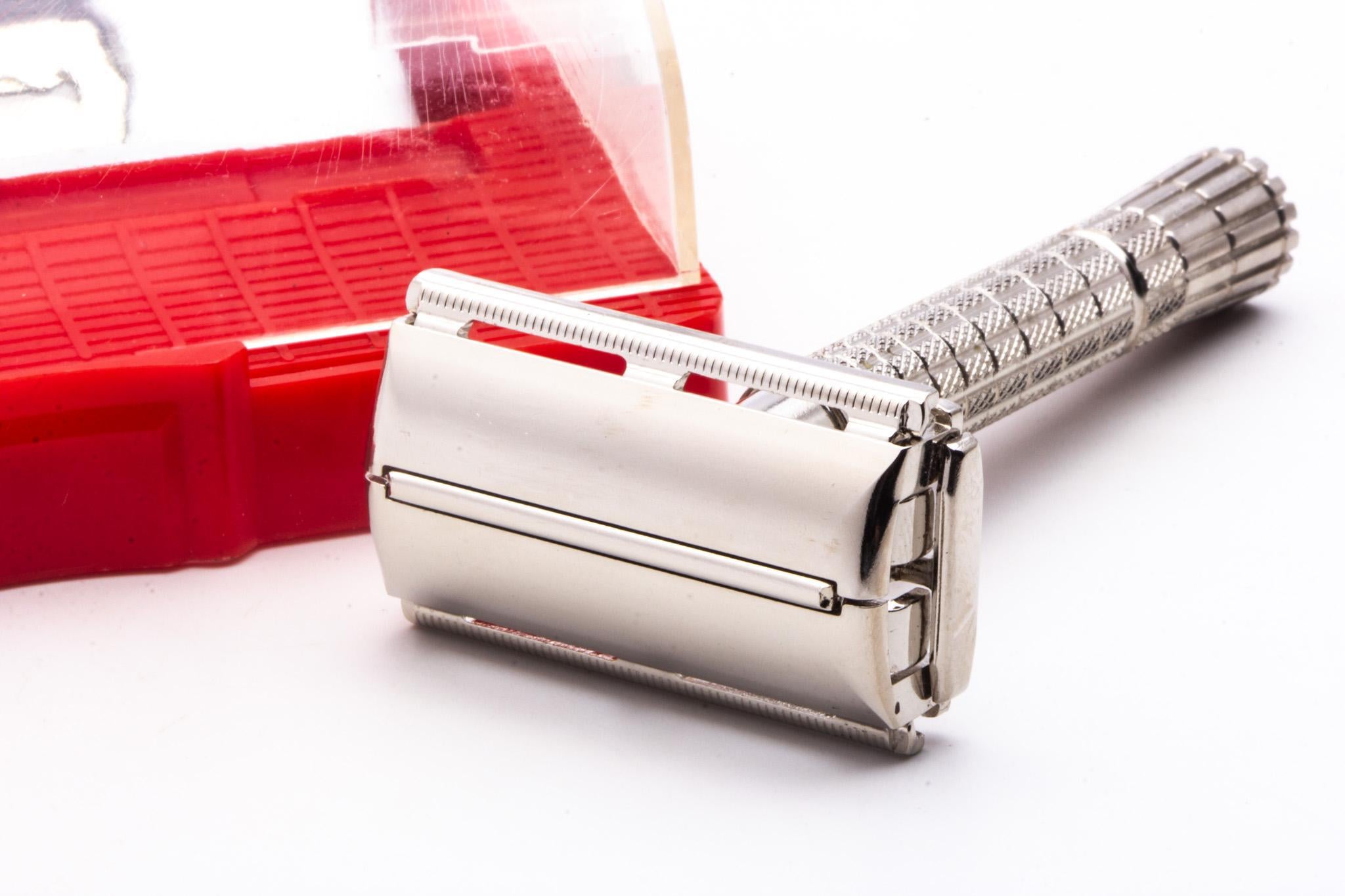 1955 A1 Gillette Flare Tip Super Speed Double Edge Safety Razor Set ...