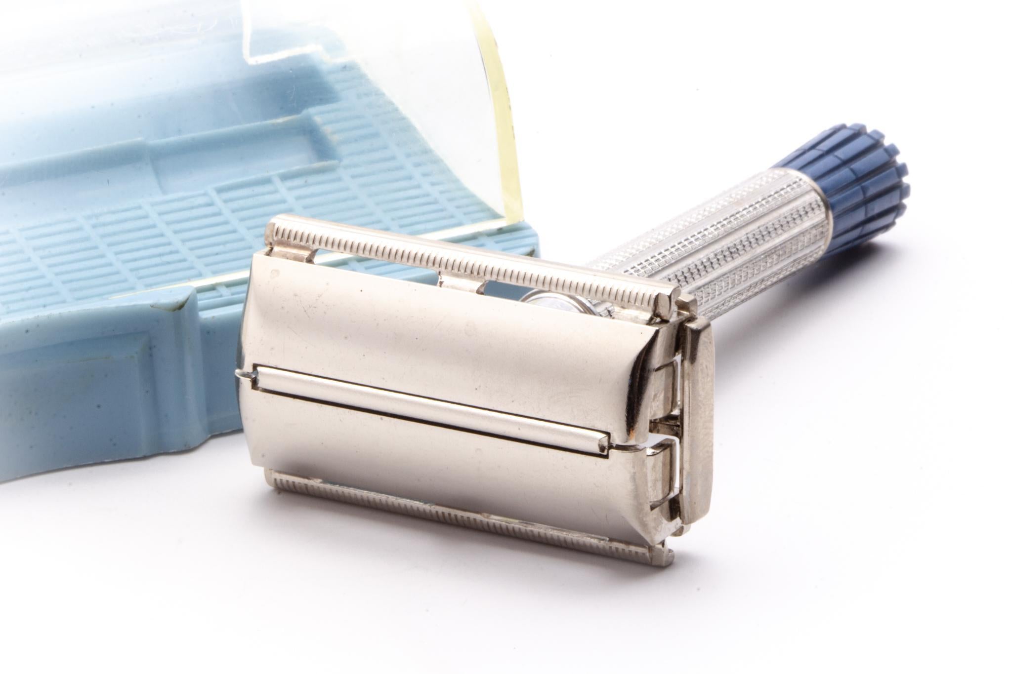 1956 B1 Gillette Blue Tip Light DE Super Speed Razor Set | Original Co ...
