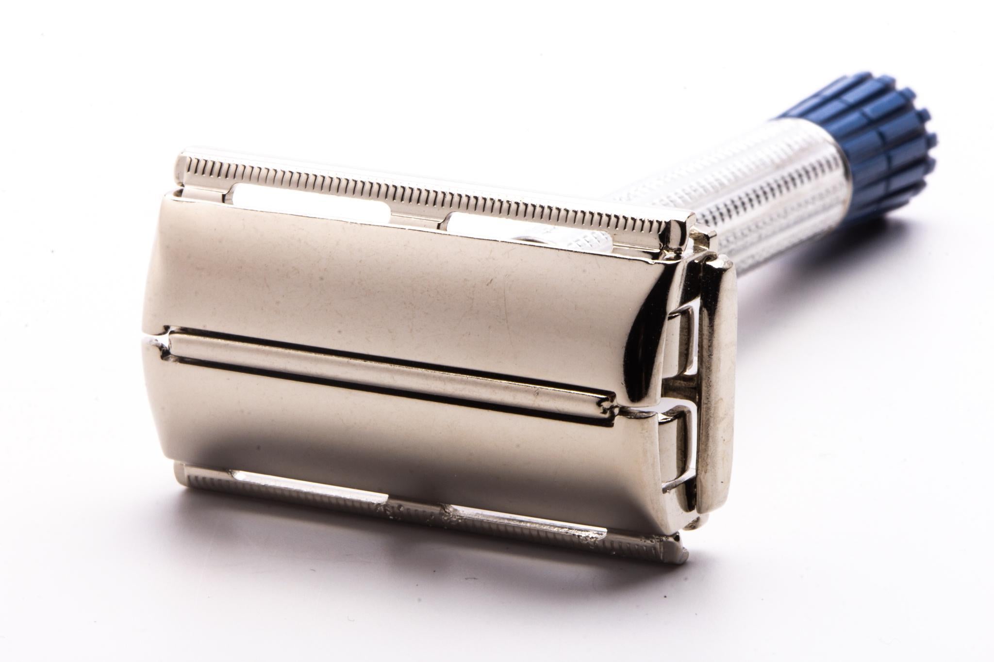 1960 F1 Gillette Light Blue Tip Double Edge Safety Razor | Factory Nic ...