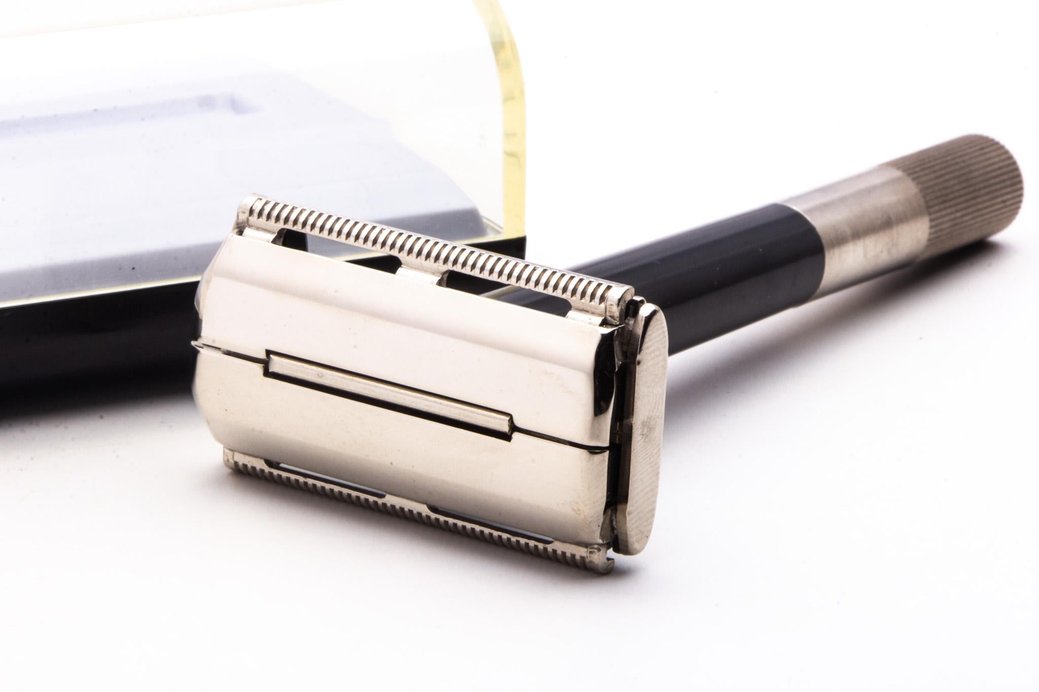 1970 Wilkinson Sword "Sticky" Double Edge Safety Razor Set| Original C ...